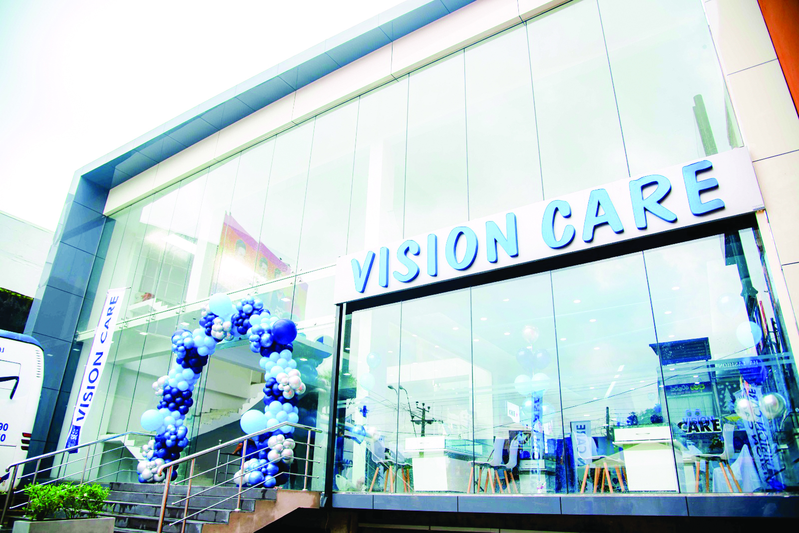 Vision Care Opens Second Homagama Branch - Business Today