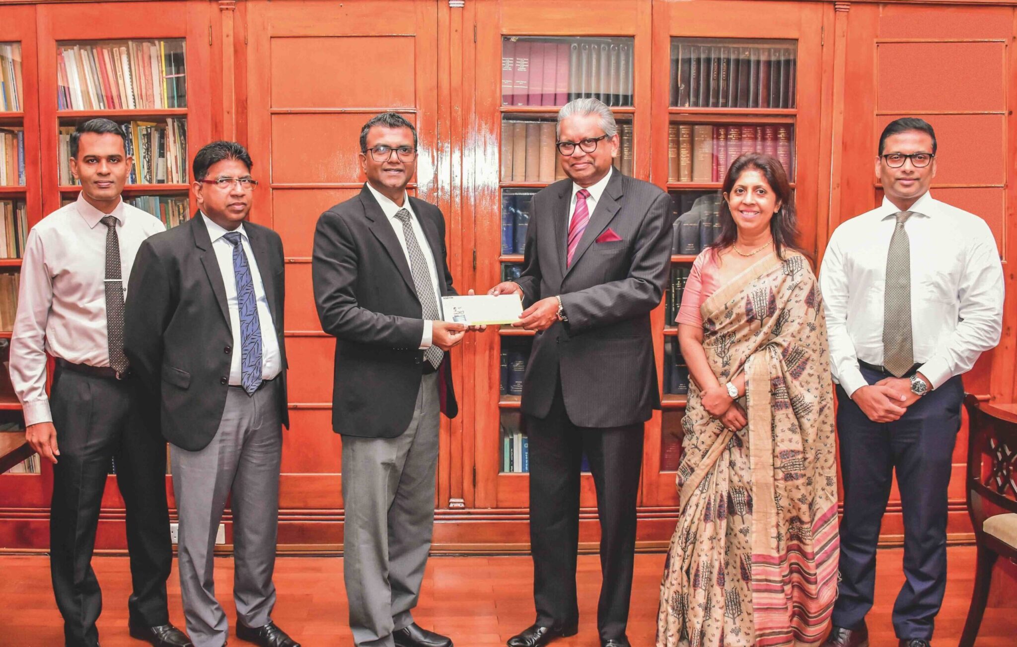 National Savings Bank handed over six billion rupees dividends to the ...