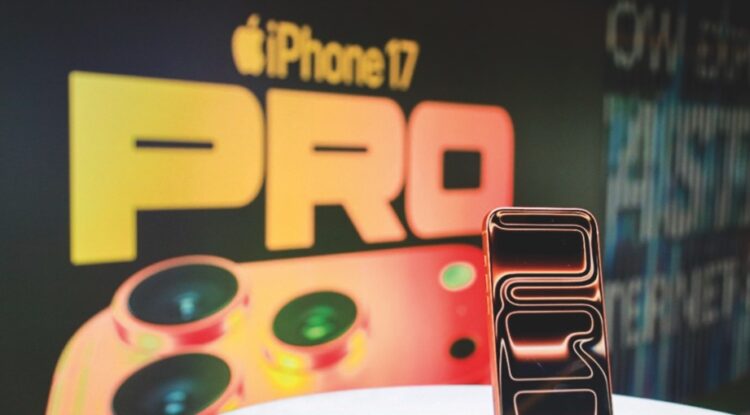 SLT-MOBITEL unveils Apple’s Revolutionary 5G Ready iPhone 17 series ...